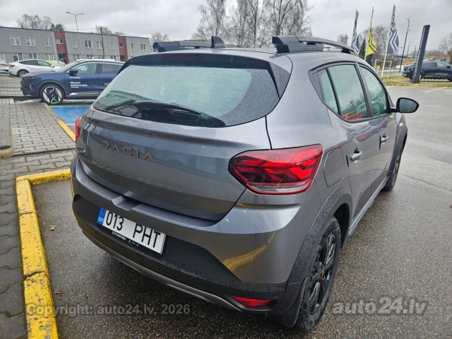 Pelēks Dacia Sandero 2025 Tartu, ar dzinēja tilpumu 1.00 L un nobraukumu 4 tūkst. km par 17990 €, foto 6 vietnē AUTOMOTO.COM.LV