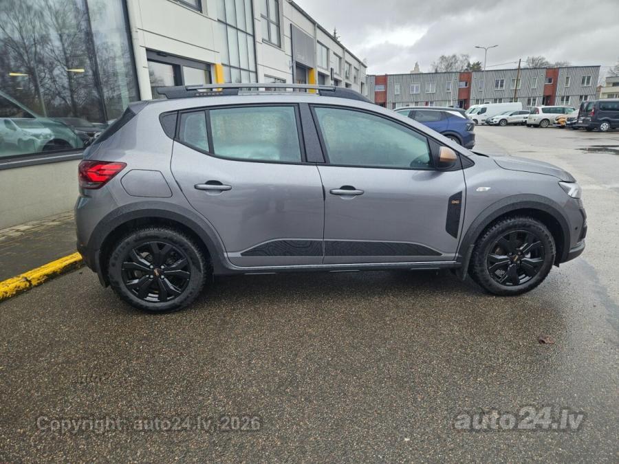 Pelēks Dacia Sandero 2025 Tartu, ar dzinēja tilpumu 1.00 L un nobraukumu 4 tūkst. km par 17990 €, foto 7 vietnē AUTOMOTO.COM.LV