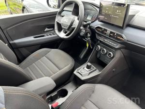 Grey Dacia Sandero 2026 in Liepaja, with an engine capacity of 1.20 L and mileage of 7 thousand km for 19940 €, photo 20 on AUTOMOTO.COM.LV