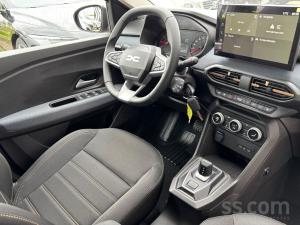 Grey Dacia Sandero 2026 in Liepaja, with an engine capacity of 1.20 L and mileage of 7 thousand km for 19940 €, photo 21 on AUTOMOTO.COM.LV