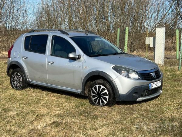 Dacia Sandero 2010 Rīga, ar dzinēja tilpumu 1.50 L un nobraukumu 0 tūkst. km par 2490 €, foto 2 vietnē AUTOMOTO.COM.LV