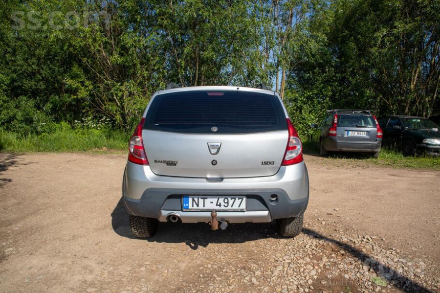 Dacia Sandero 2010 Rīga, ar dzinēja tilpumu 1.50 L un nobraukumu 0 tūkst. km par 2490 €, foto 8 vietnē AUTOMOTO.COM.LV