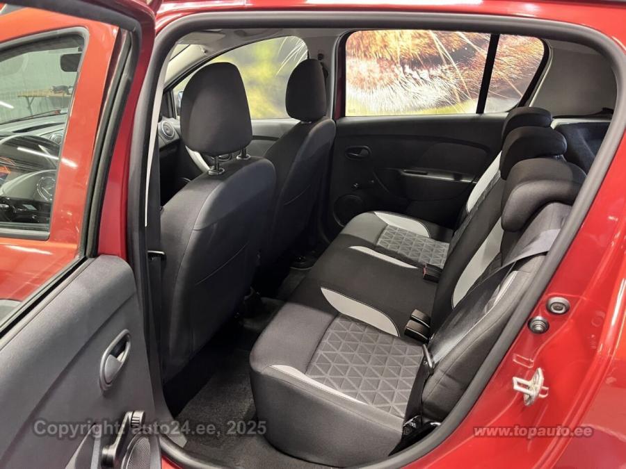 Dacia Sandero 2014 Tallina, ar dzinēja tilpumu 0.90 L un nobraukumu 76 tūkst. km par 3700 €, foto 7 vietnē AUTOMOTO.COM.LV