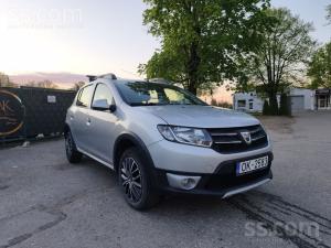 Dacia Sandero 2015 in Cesis, with an engine capacity of 1.50 L and mileage of 0 thousand km for 5350 €, photo 4 on AUTOMOTO.COM.LV
