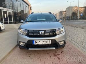 Dacia Sandero 2020 in Daugavpils, with an engine capacity of 0.90 L and mileage of 80 thousand km for 6900 €, photo 3 on AUTOMOTO.COM.LV