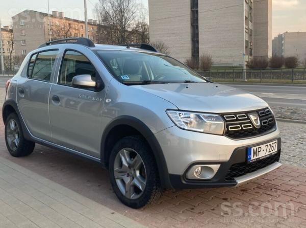 Dacia Sandero 2020 in Daugavpils, with an engine capacity of 0.90 L and mileage of 80 thousand km for 6900 €, photo 3 on AUTOMOTO.COM.LV