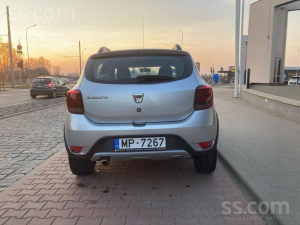 Dacia Sandero 2020 in Daugavpils, with an engine capacity of 0.90 L and mileage of 80 thousand km for 6900 €, photo 6 on AUTOMOTO.COM.LV