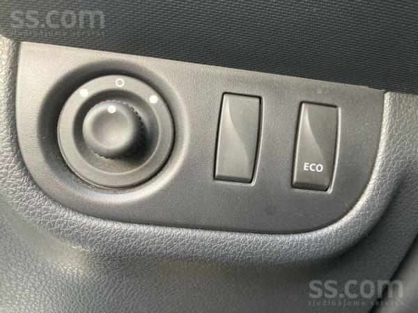 Dacia Sandero 2020 in Daugavpils, with an engine capacity of 0.90 L and mileage of 80 thousand km for 6900 €, photo 8 on AUTOMOTO.COM.LV