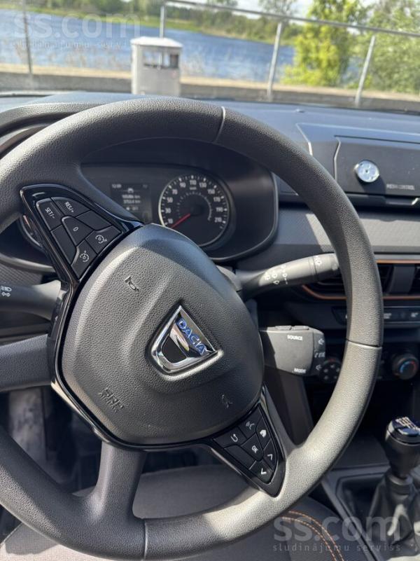 Dacia Sandero 2021 in Riga, with an engine capacity of 1.00 L and mileage of 105 thousand km for 9000 €, photo 10 on AUTOMOTO.COM.LV