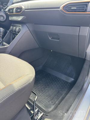 Dacia Sandero 2021 Rīga, ar dzinēja tilpumu 1.00 L un nobraukumu 105 tūkst. km par 9000 €, foto 13 vietnē AUTOMOTO.COM.LV