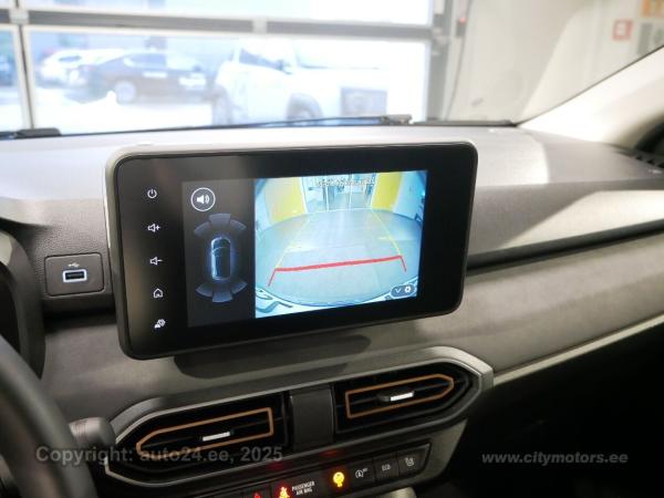 Dacia Sandero 2023 in Tallinn, with an engine capacity of 1.00 L and mileage of 19 thousand km for 14990 €, photo 11 on AUTOMOTO.COM.LV