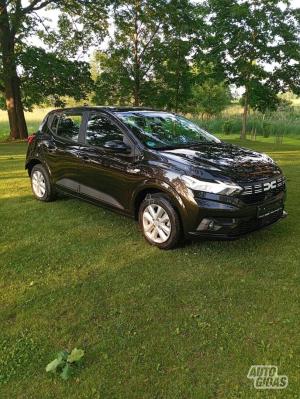Dacia Sandero 2023 in Marijampole, with an engine capacity of 1.00 L and mileage of 6 thousand km for 10500 €, photo 4 on AUTOMOTO.COM.LV