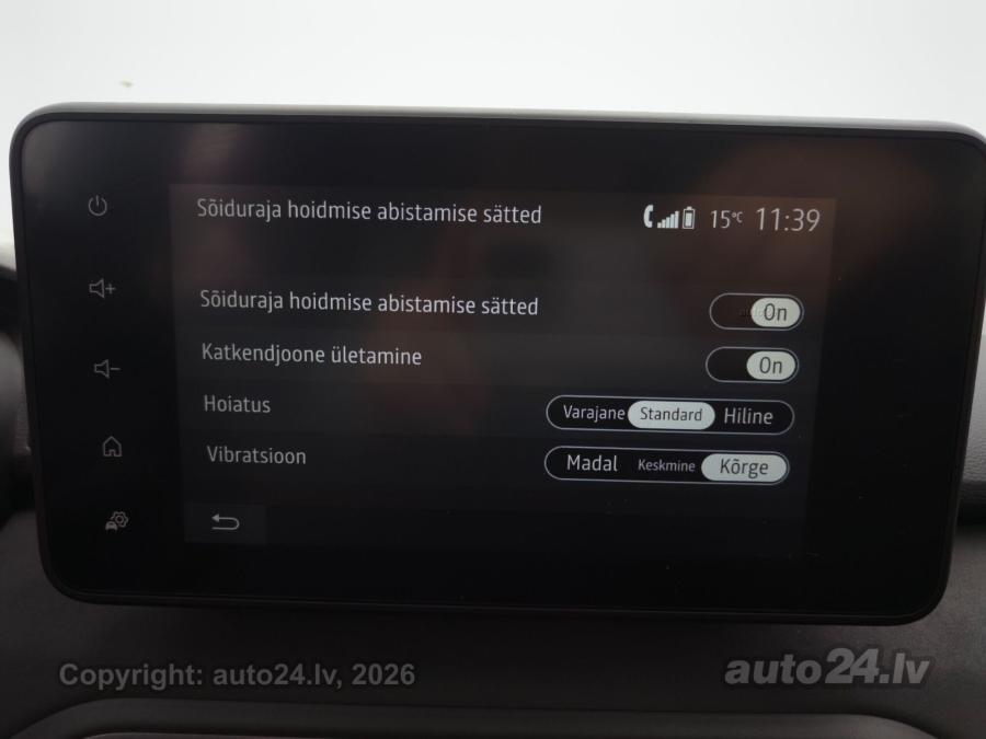 Dacia Sandero 2024 in Tallinn, with an engine capacity of 1.00 L and mileage of 40 thousand km for 13999 €, photo 28 on AUTOMOTO.COM.LV