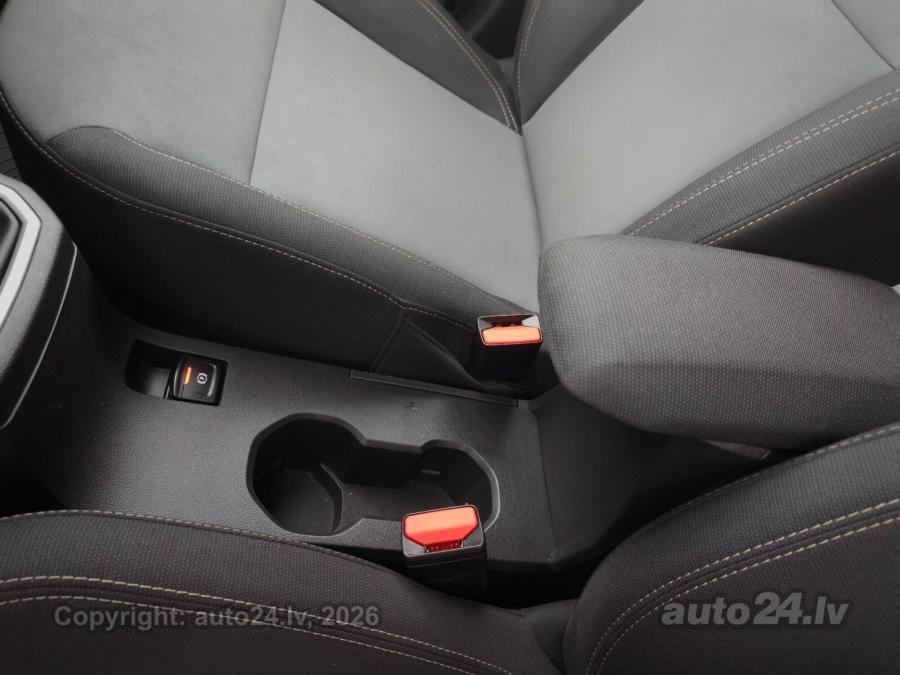Dacia Sandero 2024 in Tallinn, with an engine capacity of 1.00 L and mileage of 40 thousand km for 13999 €, photo 32 on AUTOMOTO.COM.LV