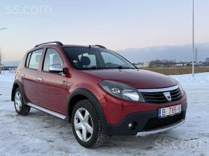 Oranžs Dacia Sandero 2011 Liepāja, ar dzinēja tilpumu 1.50 L un nobraukumu 198 tūkst. km par 3950 €, foto  vietnē AUTOMOTO.COM.LV