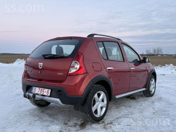 Oranžs Dacia Sandero 2011 Liepāja, ar dzinēja tilpumu 1.50 L un nobraukumu 198 tūkst. km par 3950 €, foto 2 vietnē AUTOMOTO.COM.LV