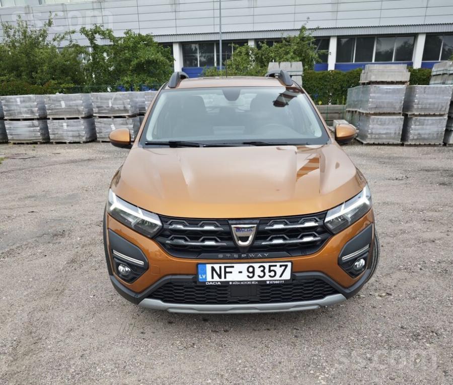 Oranžs Dacia Sandero 2022 Rīga, ar dzinēja tilpumu 1.00 L un nobraukumu 34 tūkst. km par 13000 €, foto 1 vietnē AUTOMOTO.COM.LV