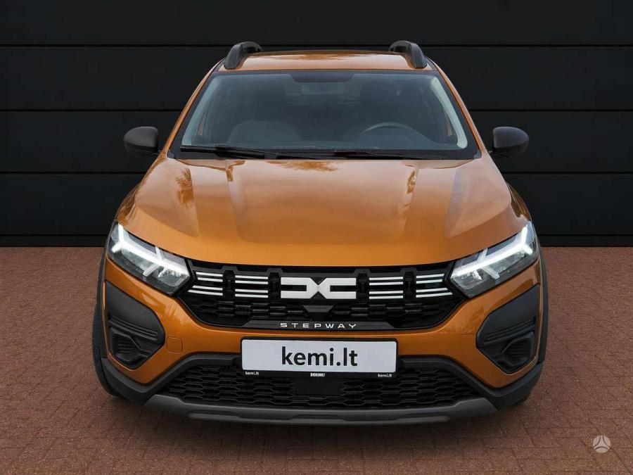 Oranžs Dacia Sandero 2024 Viļņa, ar dzinēja tilpumu 1.00 L un nobraukumu 43 tūkst. km par 12550 €, foto 3 vietnē AUTOMOTO.COM.LV