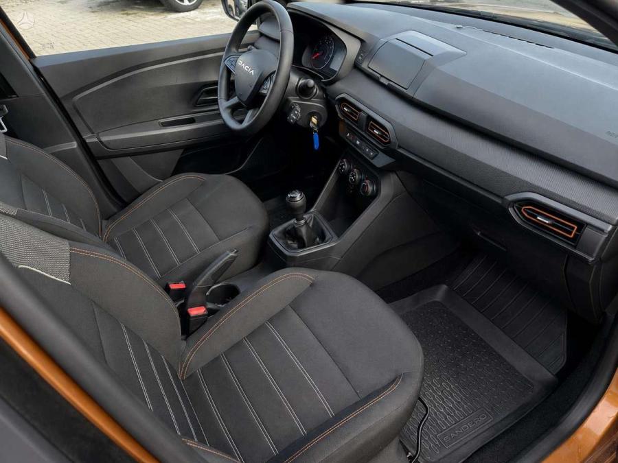 Oranžs Dacia Sandero 2024 Viļņa, ar dzinēja tilpumu 1.00 L un nobraukumu 43 tūkst. km par 12550 €, foto 18 vietnē AUTOMOTO.COM.LV