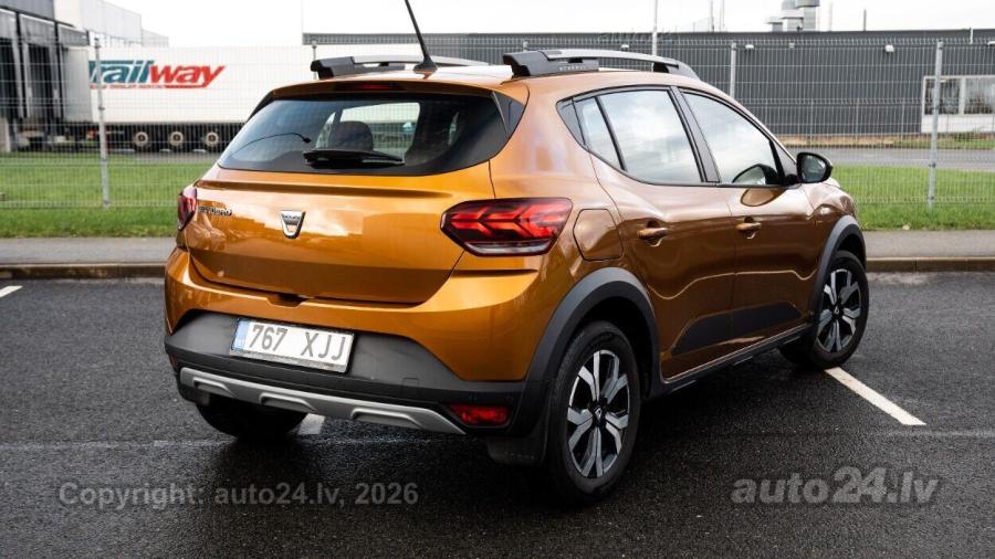 Oranžs Dacia Sandero 2021 Tallina, ar dzinēja tilpumu 1.00 L un nobraukumu 58 tūkst. km par 11990 €, foto 4 vietnē AUTOMOTO.COM.LV