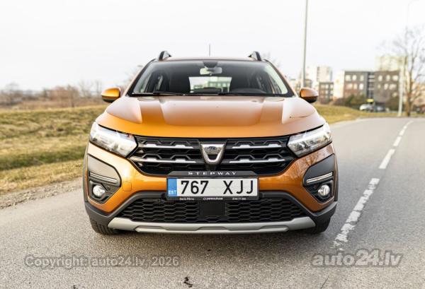 Orange Dacia Sandero 2021 in Tallinn, with an engine capacity of 1.00 L and mileage of 58 thousand km for 10890 €, photo 6 on AUTOMOTO.COM.LV