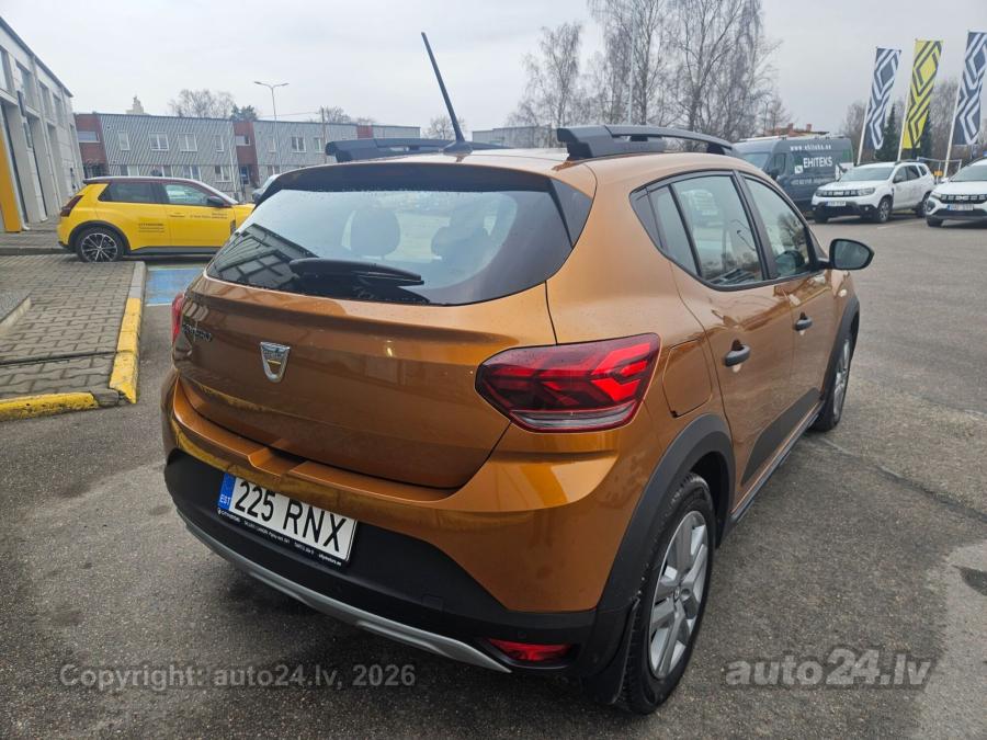 Orange Dacia Sandero 2021 in Tartu, with an engine capacity of 1.00 L and mileage of 61 thousand km for 9990 €, photo 6 on AUTOMOTO.COM.LV