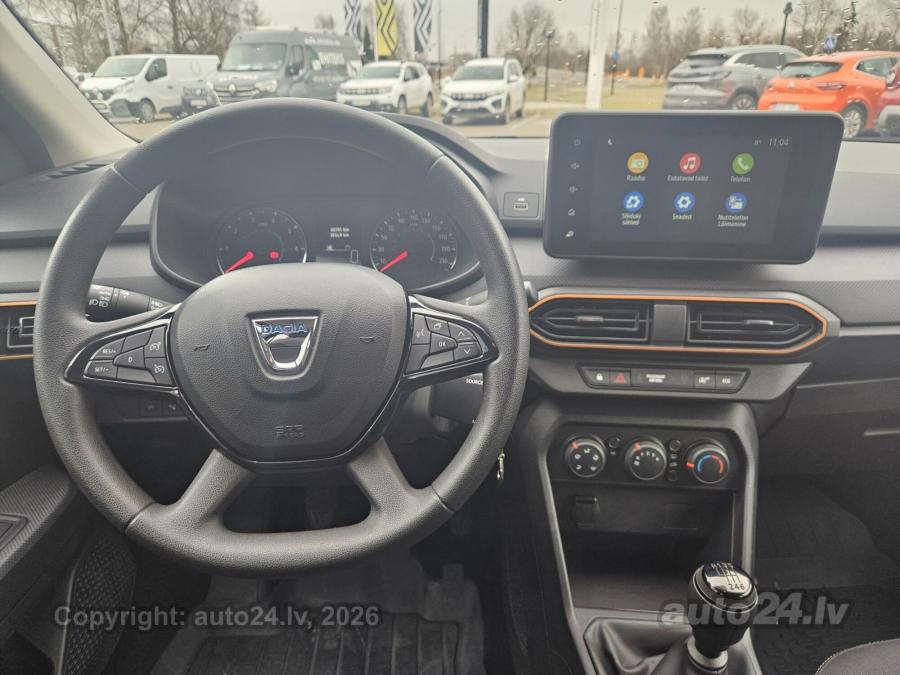 Orange Dacia Sandero 2021 in Tartu, with an engine capacity of 1.00 L and mileage of 61 thousand km for 9990 €, photo 9 on AUTOMOTO.COM.LV