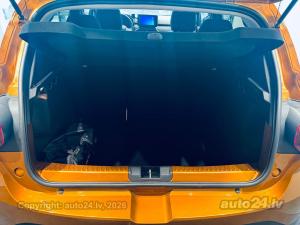 Orange Dacia Sandero 2021 in Parnu, with an engine capacity of 1.00 L and mileage of 135 thousand km for 8900 €, photo 16 on AUTOMOTO.COM.LV