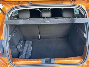 Orange Dacia Sandero 2021 in Siauliai, with an engine capacity of 1.00 L and mileage of 114 thousand km for 10500 €, photo 11 on AUTOMOTO.COM.LV