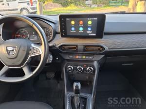 Orange Dacia Sandero 2021 in Jelgava, with an engine capacity of 1.00 L and mileage of 75 thousand km for 9000 €, photo 5 on AUTOMOTO.COM.LV