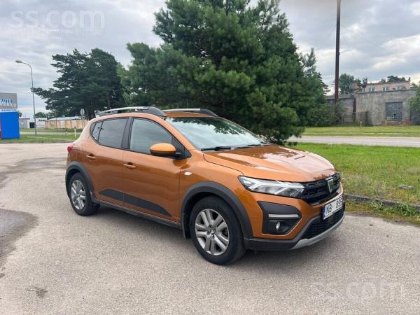 Orange Dacia Sandero 2022 in Jekabpils, with an engine capacity of 1.00 L and mileage of 55 thousand km for 11500 €, photo 2 on AUTOMOTO.COM.LV