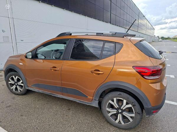 Oranžs Dacia Sandero 2022 Panevēža, ar dzinēja tilpumu 1.00 L un nobraukumu 86 tūkst. km par 10500 €, foto 2 vietnē AUTOMOTO.COM.LV