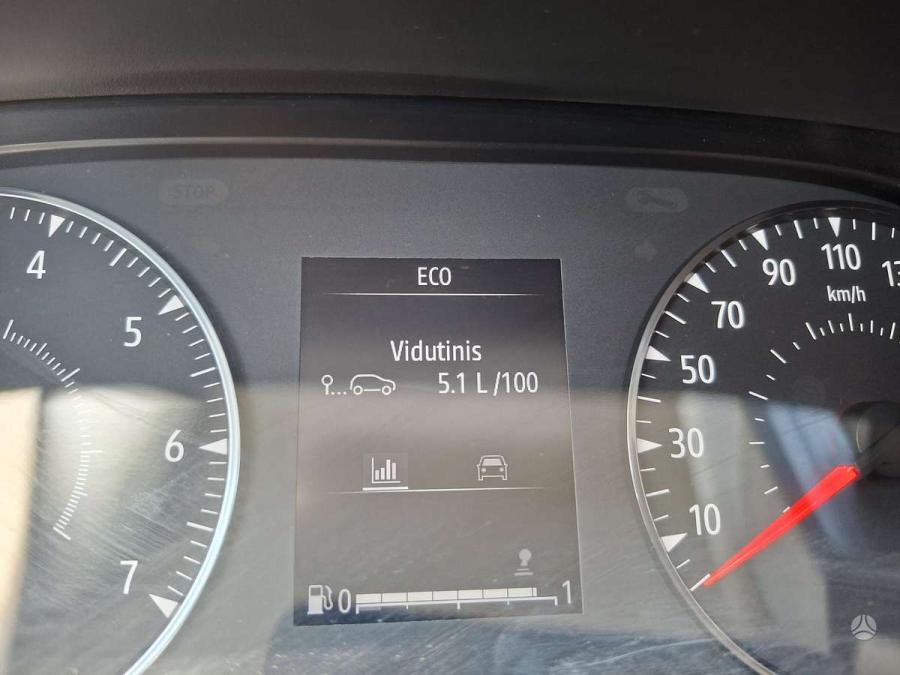 Orange Dacia Sandero 2022 in Panevezys, with an engine capacity of 1.00 L and mileage of 86 thousand km for 10500 €, photo 8 on AUTOMOTO.COM.LV