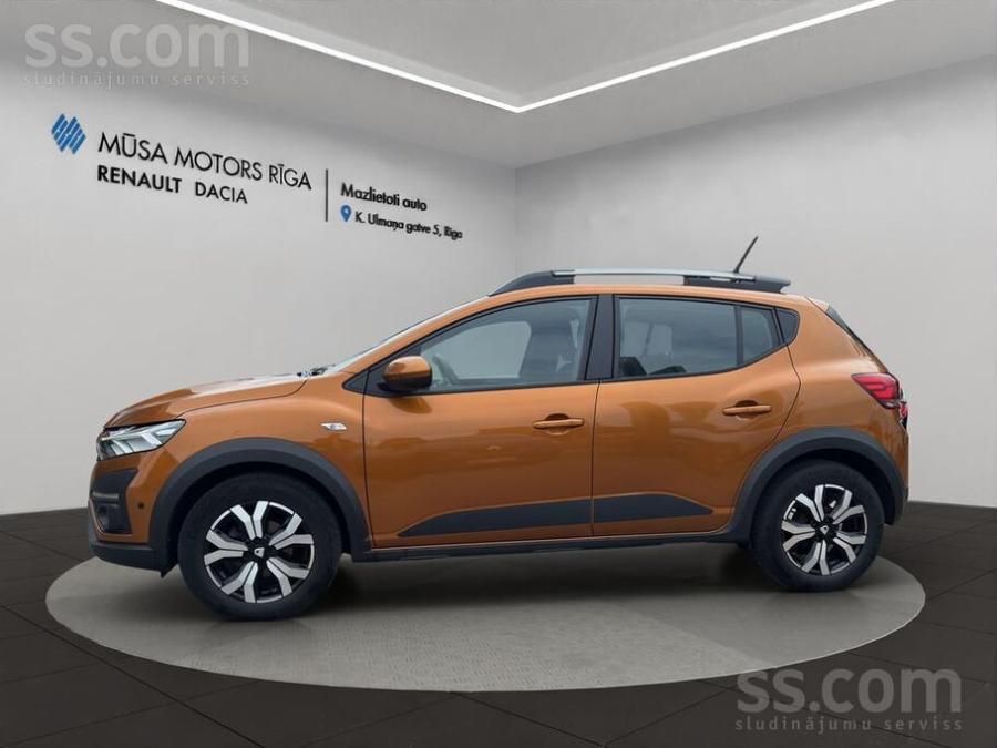 Orange Dacia Sandero 2022 in Riga, with an engine capacity of 1.00 L and mileage of 34 thousand km for 12295 €, photo 9 on AUTOMOTO.COM.LV
