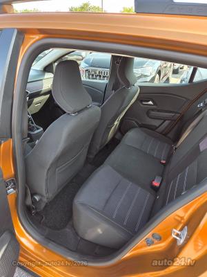 Oranžs Dacia Sandero 2023 Tallina, ar dzinēja tilpumu 1.00 L un nobraukumu 25 tūkst. km par 15700 €, foto 10 vietnē AUTOMOTO.COM.LV