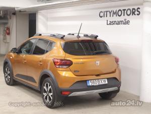 Orange Dacia Sandero 2023 in Tallinn, with an engine capacity of 1.00 L and mileage of 63 thousand km for 11900 €, photo 4 on AUTOMOTO.COM.LV