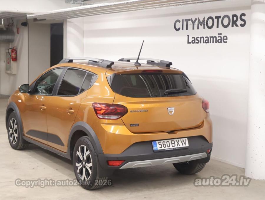 Orange Dacia Sandero 2023 in Tallinn, with an engine capacity of 1.00 L and mileage of 63 thousand km for 11900 €, photo 4 on AUTOMOTO.COM.LV