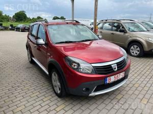 Sarkans Dacia Sandero 2010 Talsi, ar dzinēja tilpumu 1.60 L un nobraukumu 189 tūkst. km par 6370 €, foto 4 vietnē AUTOMOTO.COM.LV