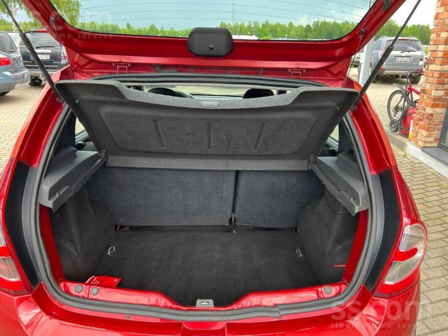 Sarkans Dacia Sandero 2010 Talsi, ar dzinēja tilpumu 1.60 L un nobraukumu 189 tūkst. km par 6370 €, foto 8 vietnē AUTOMOTO.COM.LV
