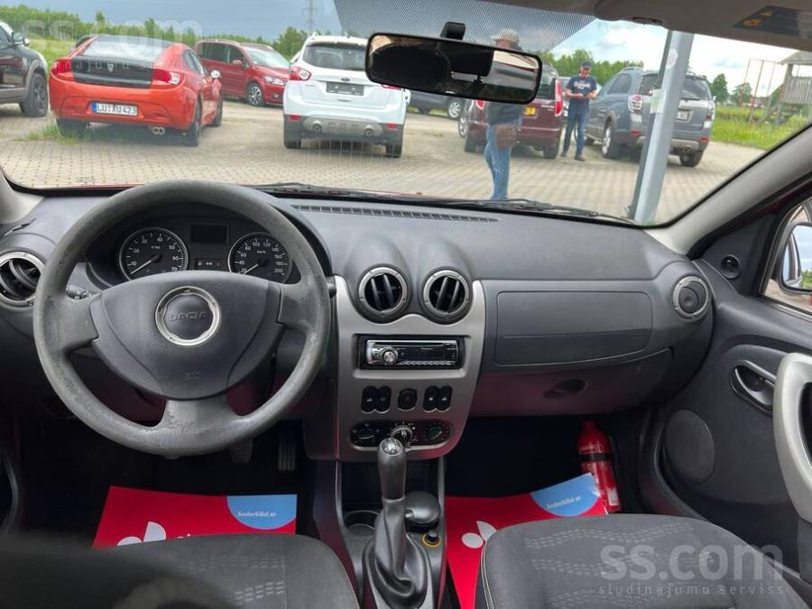 Sarkans Dacia Sandero 2010 Talsi, ar dzinēja tilpumu 1.60 L un nobraukumu 189 tūkst. km par 6370 €, foto 12 vietnē AUTOMOTO.COM.LV
