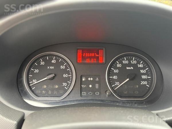 Sarkans Dacia Sandero 2010 Ventspils, ar dzinēja tilpumu 1.50 L un nobraukumu 237 tūkst. km par 3200 €, foto 10 vietnē AUTOMOTO.COM.LV