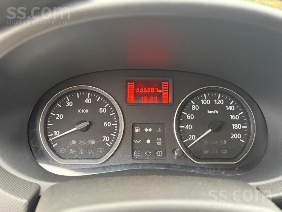 Sarkans Dacia Sandero 2010 Ventspils, ar dzinēja tilpumu 1.50 L un nobraukumu 237 tūkst. km par 3200 €, foto 10 vietnē AUTOMOTO.COM.LV