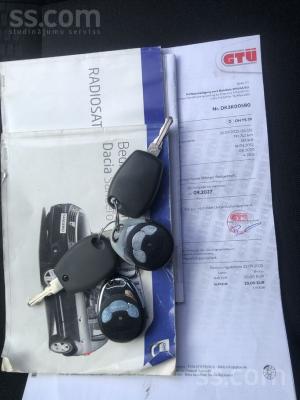 Red Dacia Sandero 2012 in Valmiera, with an engine capacity of 1.60 L and mileage of 204 thousand km for 4290 €, photo 10 on AUTOMOTO.COM.LV