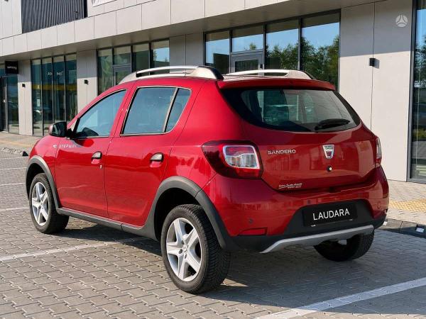 Red Dacia Sandero 2013 in Vilnius, with an engine capacity of 1.46 L and mileage of 232 thousand km for 3950 €, photo 6 on AUTOMOTO.COM.LV