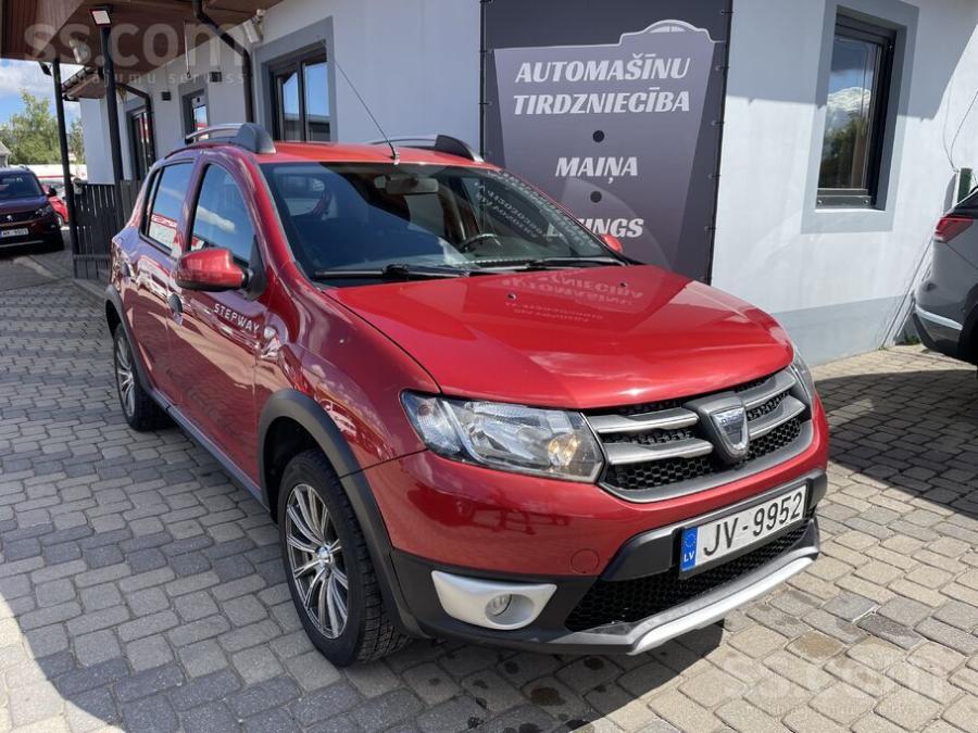 Red Dacia Sandero 2015 in Talsi, with an engine capacity of 1.50 L and mileage of 183 thousand km for 3900 €, photo 1 on AUTOMOTO.COM.LV
