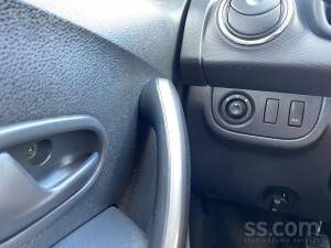 Red Dacia Sandero 2015 in Talsi, with an engine capacity of 1.50 L and mileage of 183 thousand km for 3900 €, photo 14 on AUTOMOTO.COM.LV