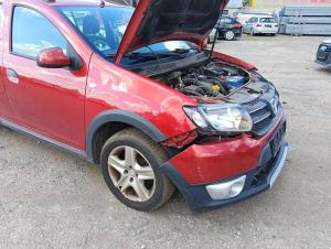 Sarkans Dacia Sandero 2016 Marijampole, ar dzinēja tilpumu 1.46 L un nobraukumu 211 tūkst. km par 2500 €, foto 5 vietnē AUTOMOTO.COM.LV
