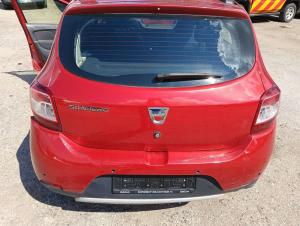 Sarkans Dacia Sandero 2016 Marijampole, ar dzinēja tilpumu 1.46 L un nobraukumu 211 tūkst. km par 2500 €, foto 18 vietnē AUTOMOTO.COM.LV