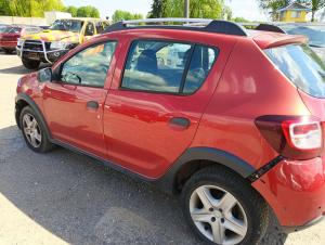 Sarkans Dacia Sandero 2016 Marijampole, ar dzinēja tilpumu 1.46 L un nobraukumu 211 tūkst. km par 2500 €, foto 19 vietnē AUTOMOTO.COM.LV