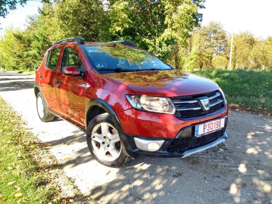 Sarkans Dacia Sandero 2016 Vilkaviškis, ar dzinēja tilpumu 1.46 L un nobraukumu 210 tūkst. km par 3250 €, foto 1 vietnē AUTOMOTO.COM.LV